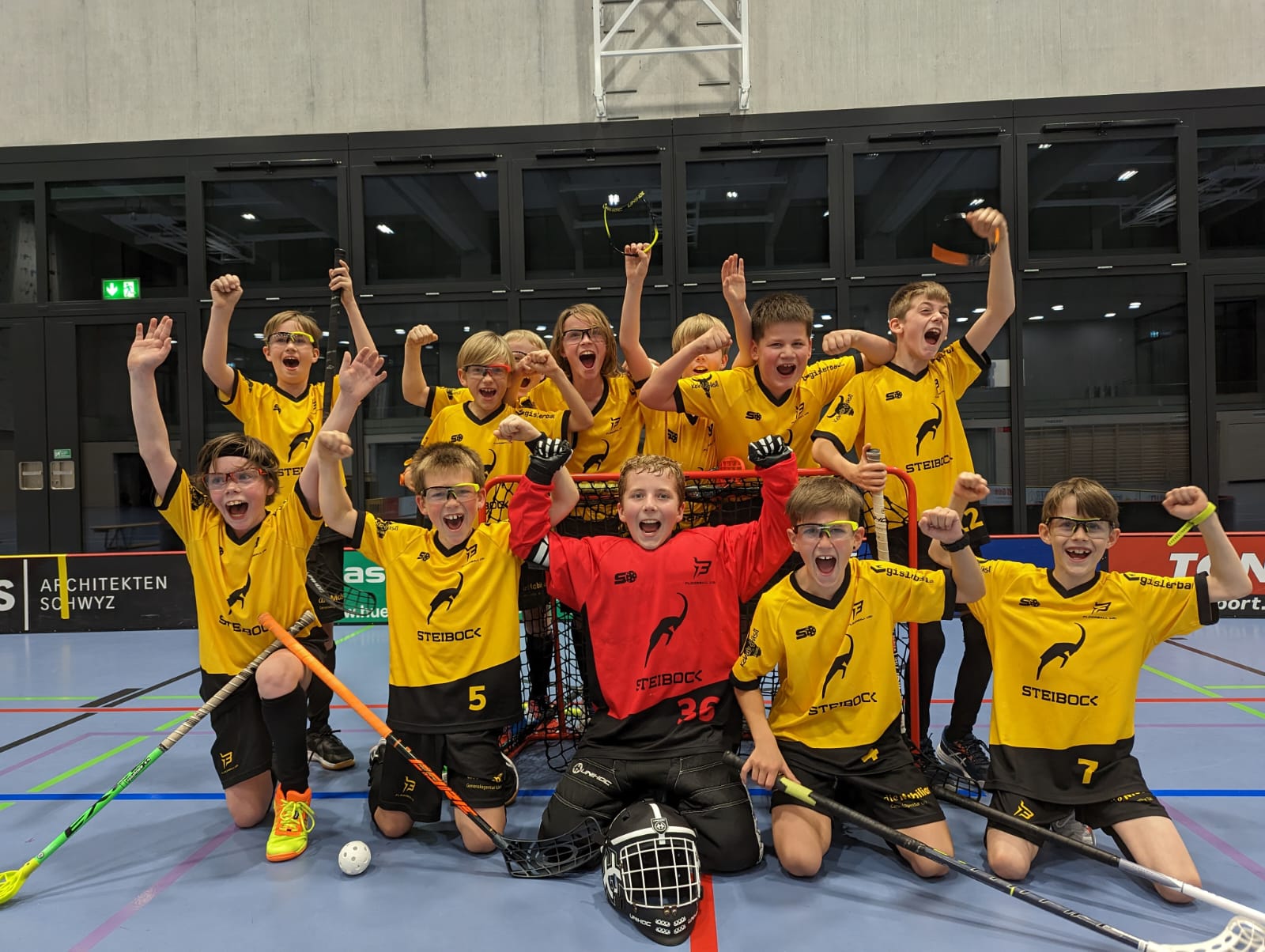 Floorball Uri auf der Überholspur